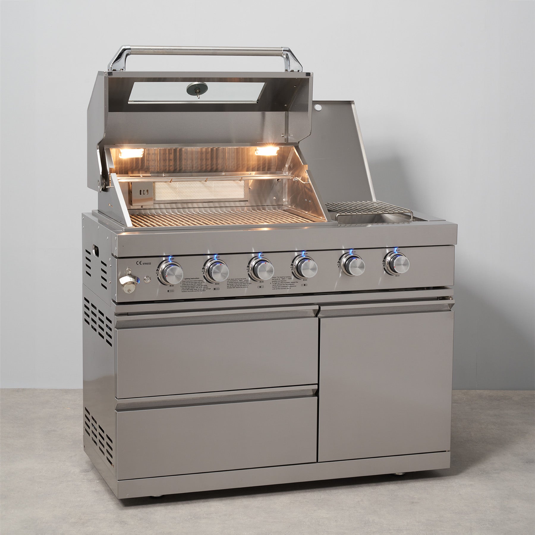 Draco Grills Z450 Deluxe 4 Burner Stainless Steel Gas Barbecue with In ...