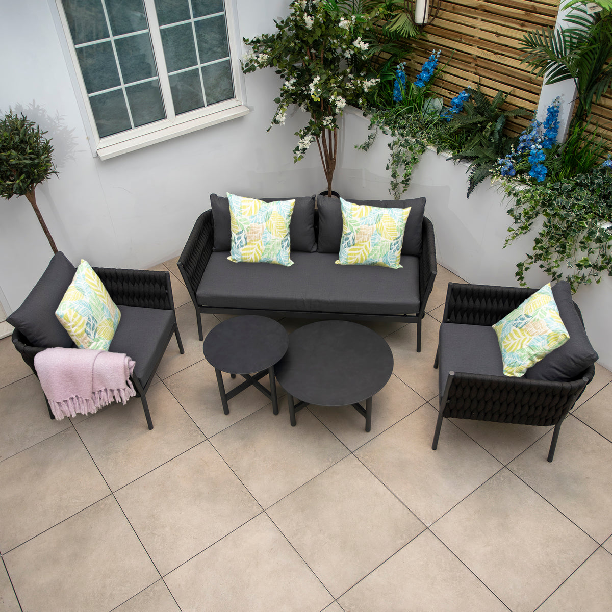 Rope Outdoor Garden Furniture Sets - Garden Trends