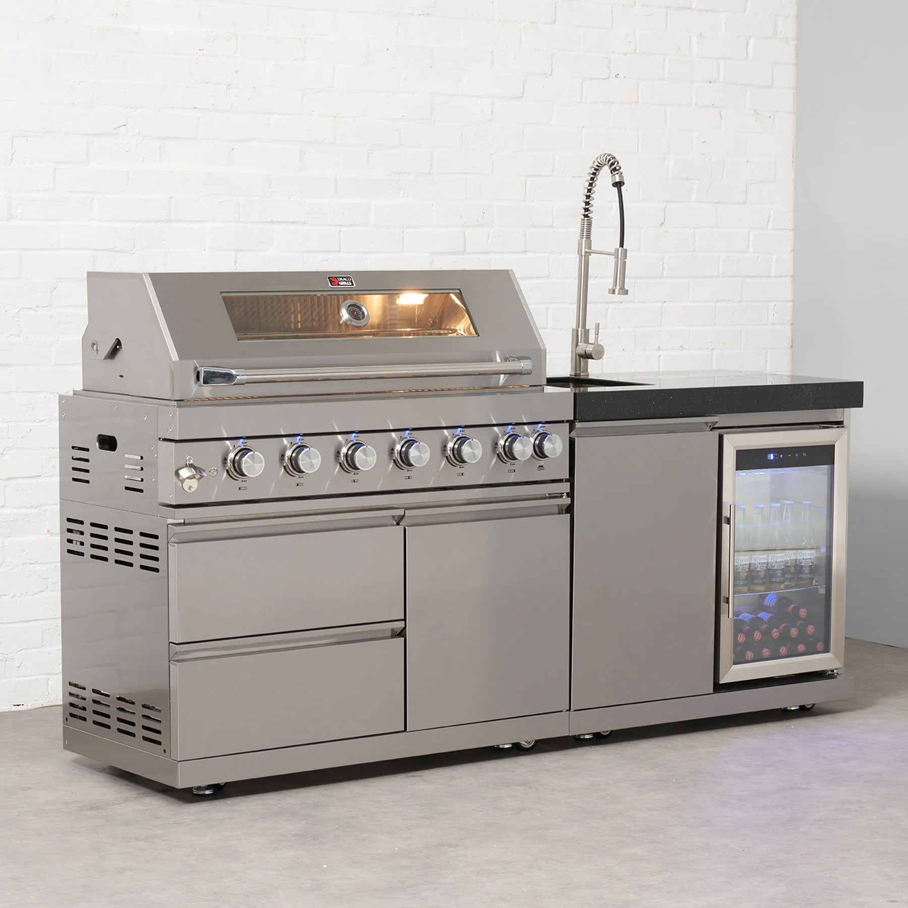 Stainless Steel Outdoor Kitchens - Draco Grills - Garden Trends